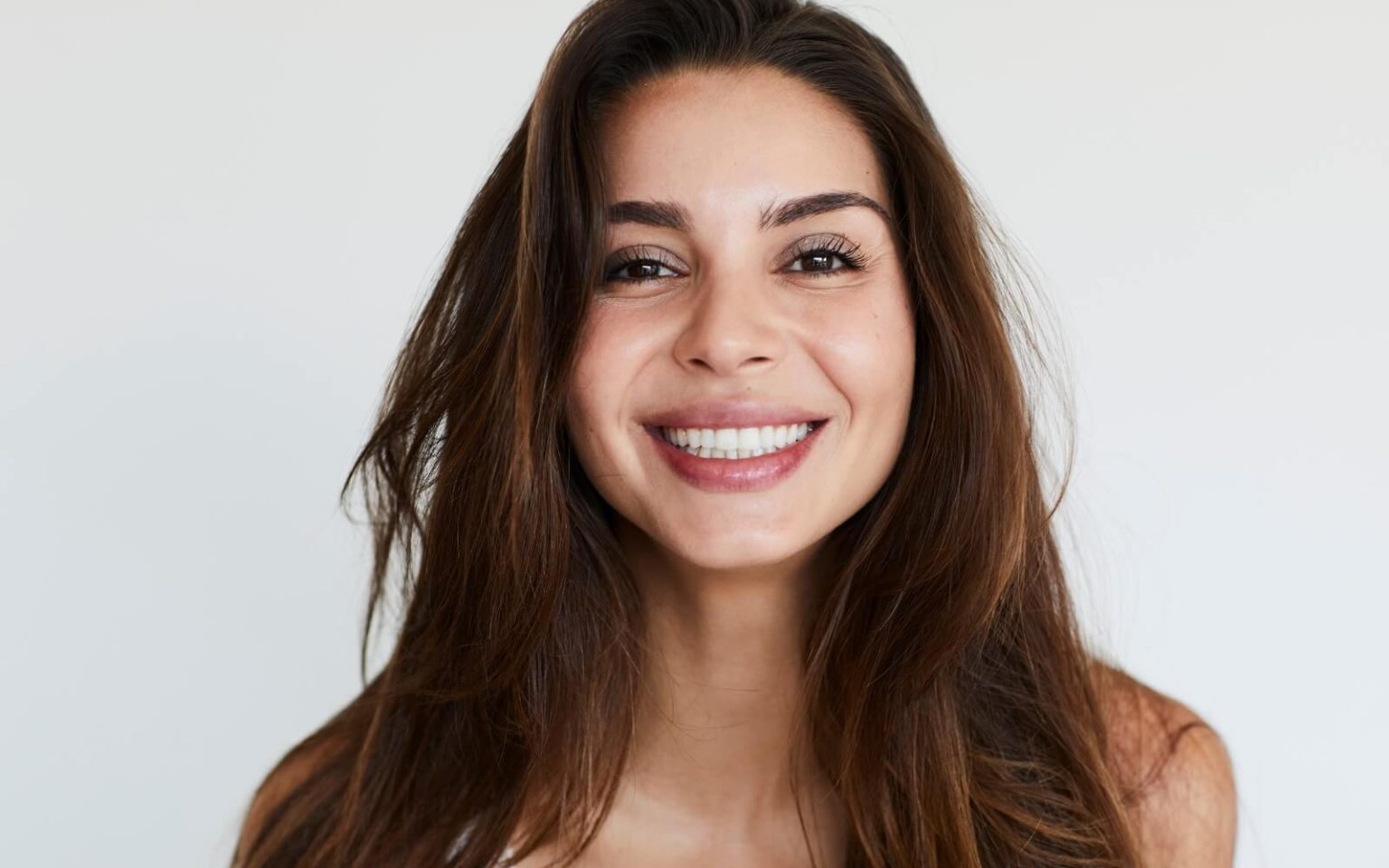 Smile Designing with Veneers - Artista Advanced Dentistry